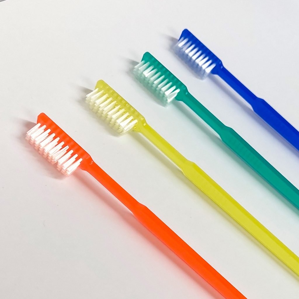 DISPOSABLE TOOTHBRUSHES (100) - ORTHOMAX Australia